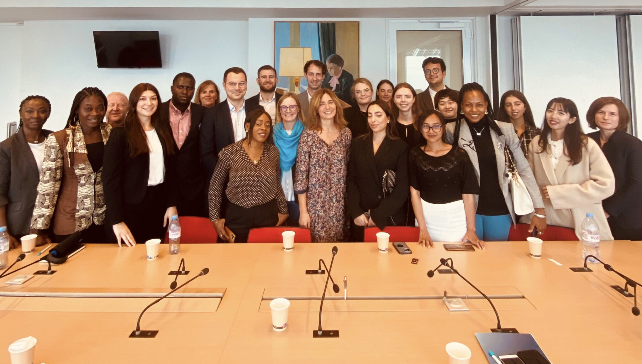 Les Avocats du stage International accueillis par le Tribunal ...